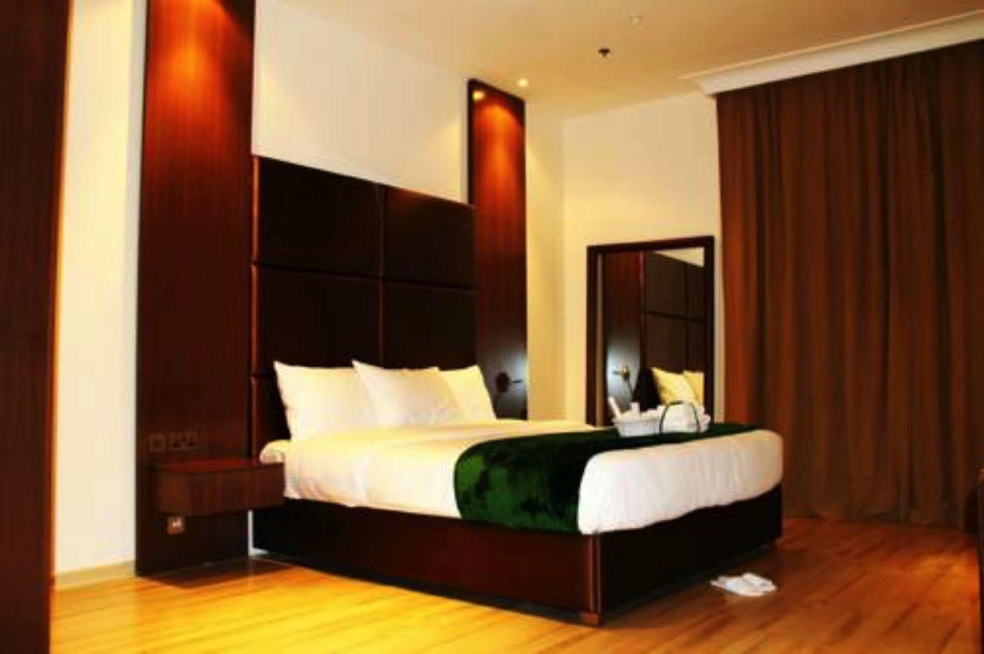 HOTEL RAWDA | ⋆⋆⋆ | DOHA, QATAR | SEASON DEALS FROM $75